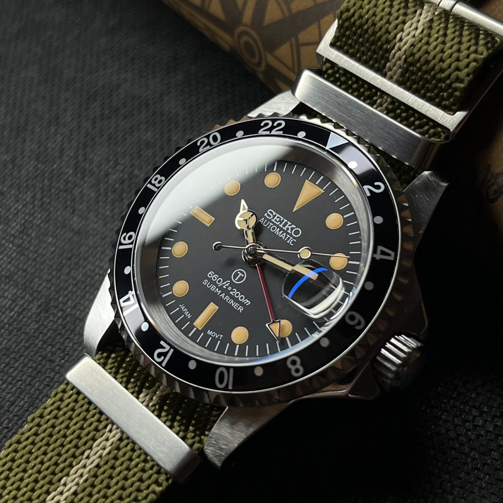 Custom Seiko Vintage GMT Watch - Domed Glass & Cyclops | 40mm NH34 ...