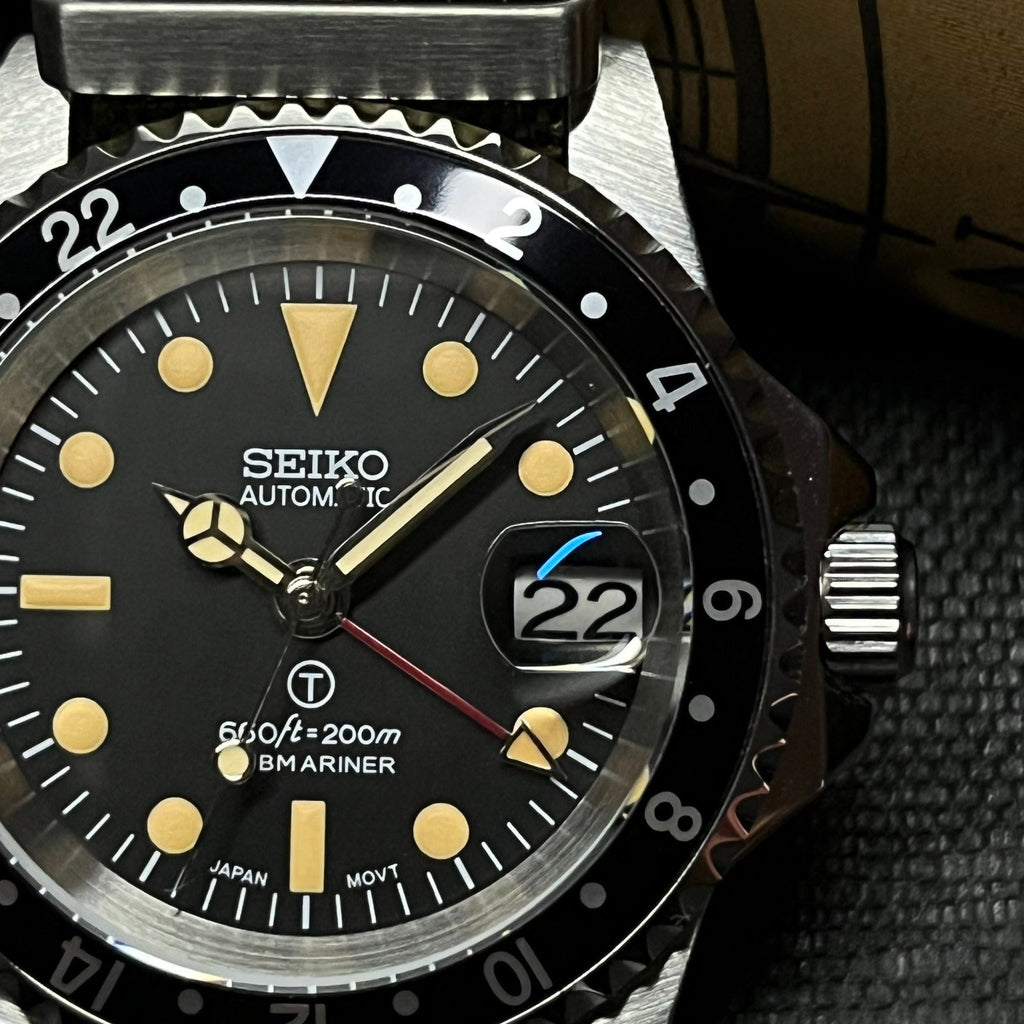 Custom Seiko Vintage GMT Watch - Domed Glass & Cyclops | 40mm NH34 ...